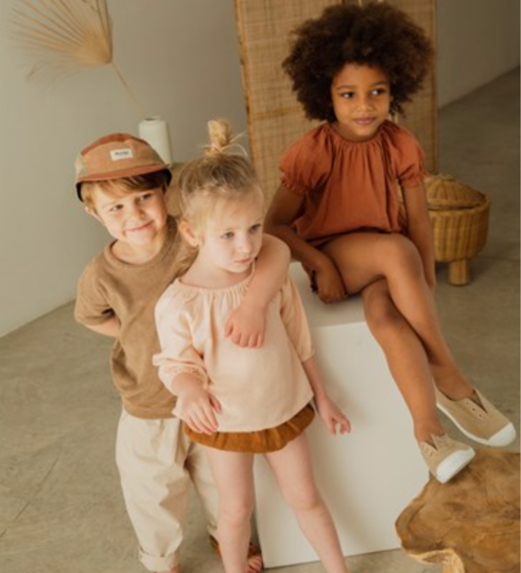 Minimalittle Stores, el primer marketplace español sostenible de moda ...